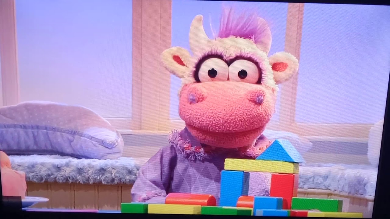 Pajanimals Cowbella Says Song (Netflix Version 2) - YouTube