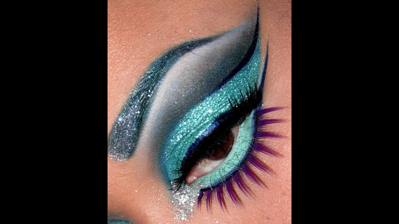 Turquoise Glitter cut crease with Silver glittery brows! - YouTube