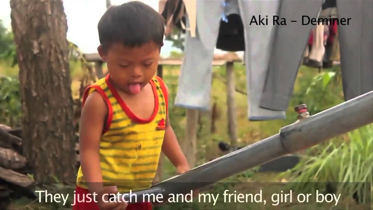 The Female Bomb Disposal Team of Cambodia - YouTube