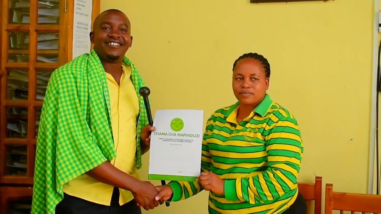 Joshua Nassari ACHUKUA FOMU YA UBUNGE, ATOA KAULI NZITO "MAMA MUUZA ...