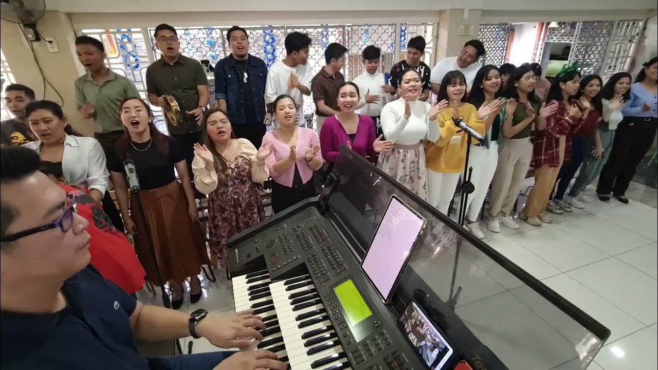 Ang Pasko ay Sumapit - Christmas 2023 Teatro Pilipino Choir - YouTube