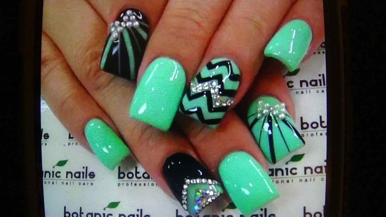What's on my Nails for 2 Days Re*Creation? NEON MINT & BLACK - YouTube