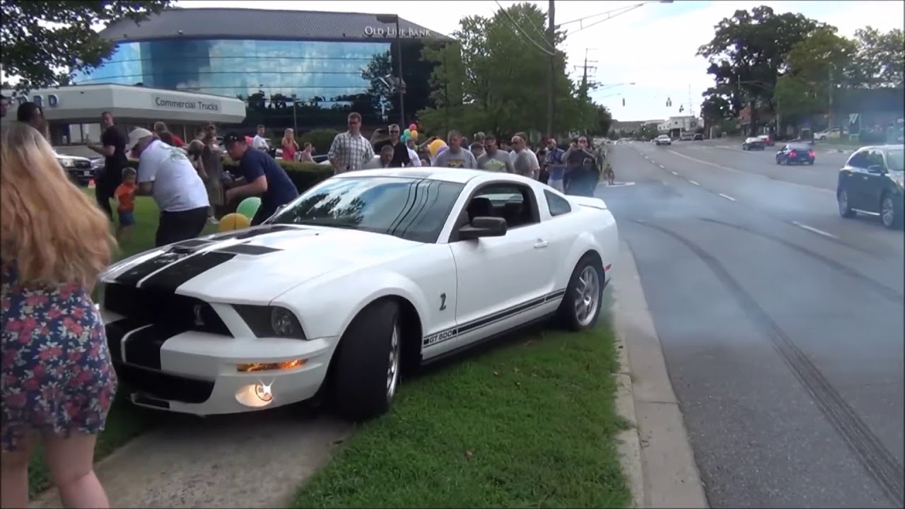 mustang hits crowd - YouTube