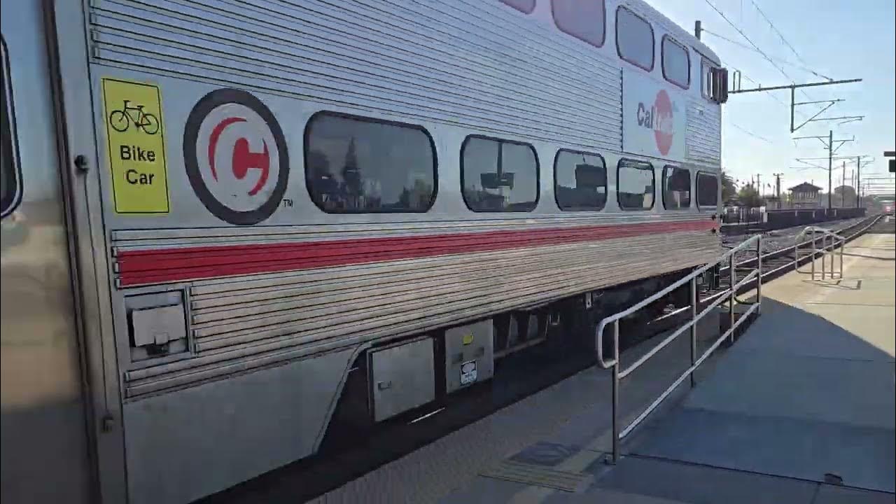 Caltrain JPBX #4026 Gallery Cab Car leading Express #711 at Santa Clara Station #caltrain - YouTube