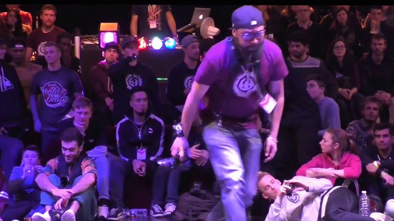 AJ The Cypher Cat vs Map | U-16's Final | Who Got The Flower 2016 - YouTube