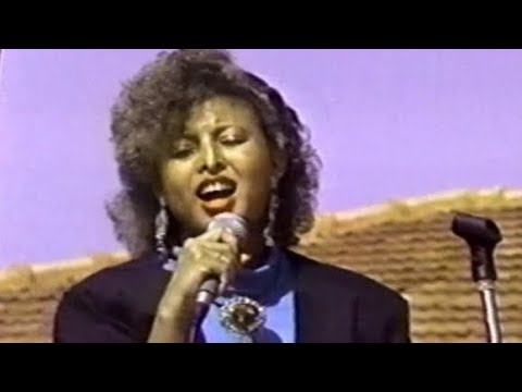 PATRICIA TEHERAN Y CHELA CEBALLOS: NO VALE LA PENA SENTIR (Archivo ...