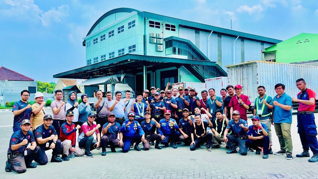 KOLABORASI PEMADAM SNS SOS & K3 - YouTube