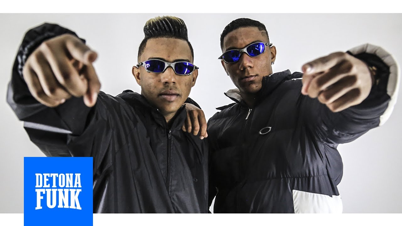 MC DR e MC Vinin - Morena ou Loira - La-rarara (Web Lyric Oficial ...