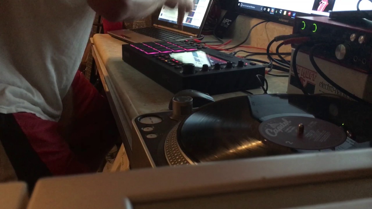 Akai MPC Live - Scratch Program Freestyle Beat - YouTube