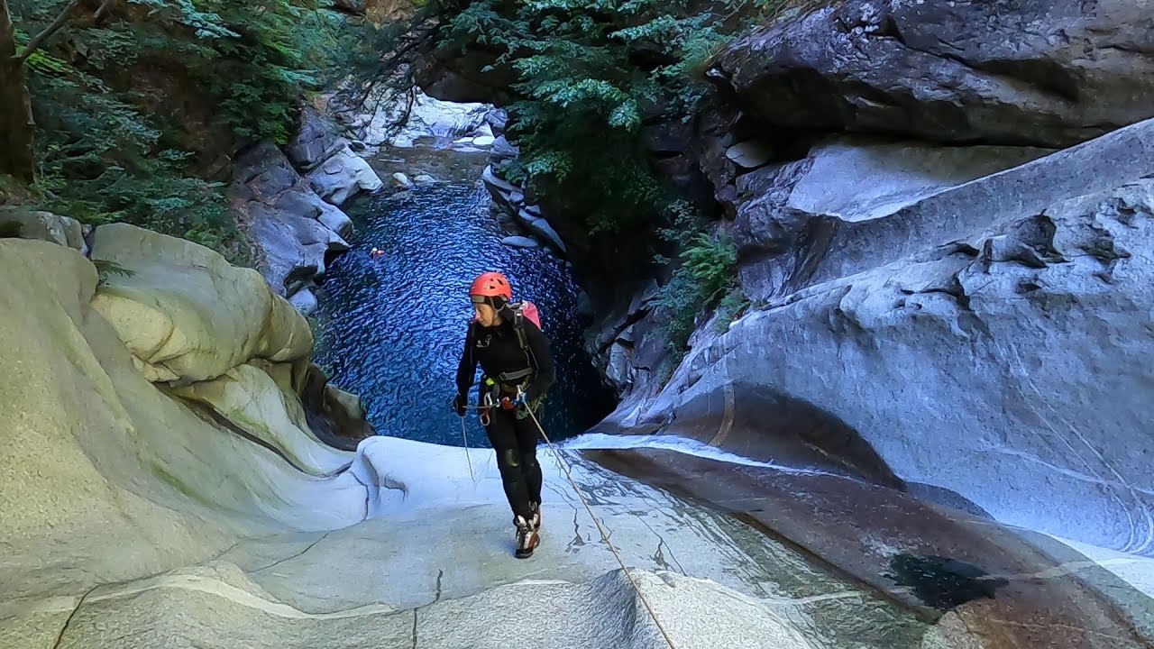 Canyon Osogna (Tessin, Suisse) - YouTube