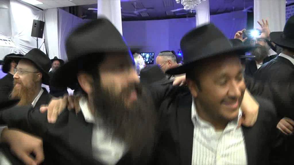 Hasidim Dance- lovely - YouTube