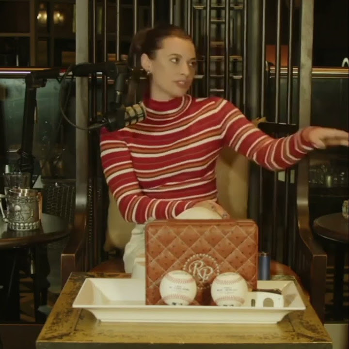 Authenticity on Camera: Why Being Yourself Wins #hannahmears - YouTube