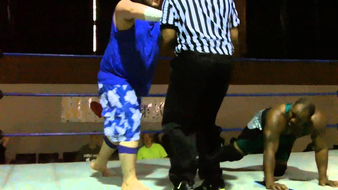 ICE Pro: Samoa Joey vs. Will Huckaby - YouTube