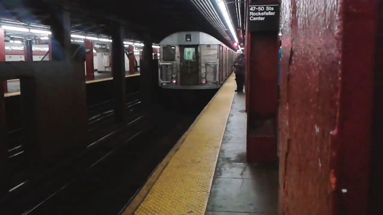 168th Street-bound R32 (C) Train (via 6th Ave Line) at 47-50th Streets ...