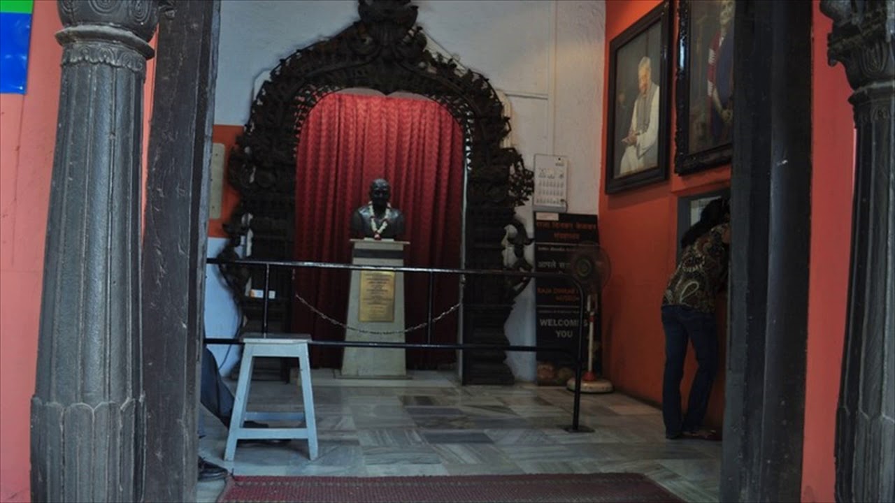 Raja Dinkar Kelkar Museum, Pune, Maharashtra, India - YouTube