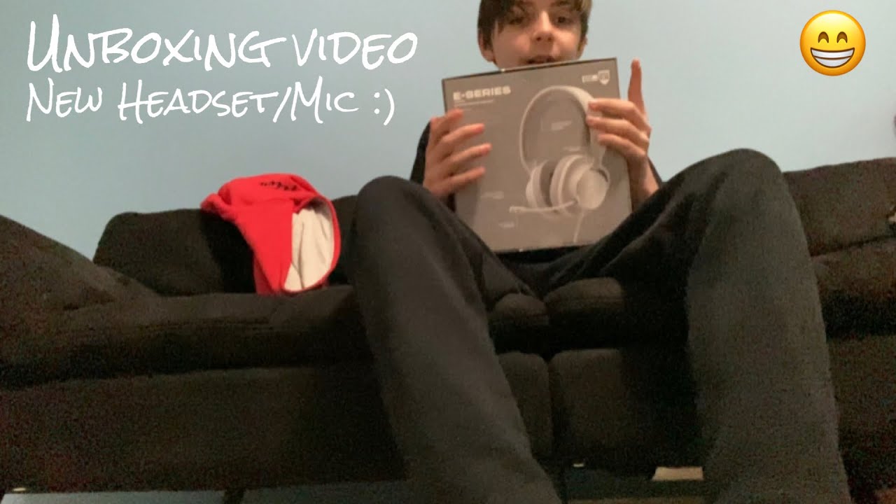 Unboxing my new headset/Mic (MUST WATCH:) - YouTube