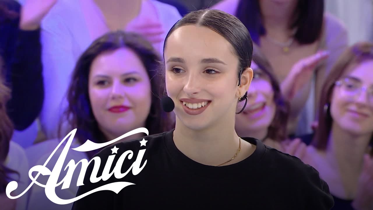 Amici 23 - Sofia - Fila indiana - YouTube