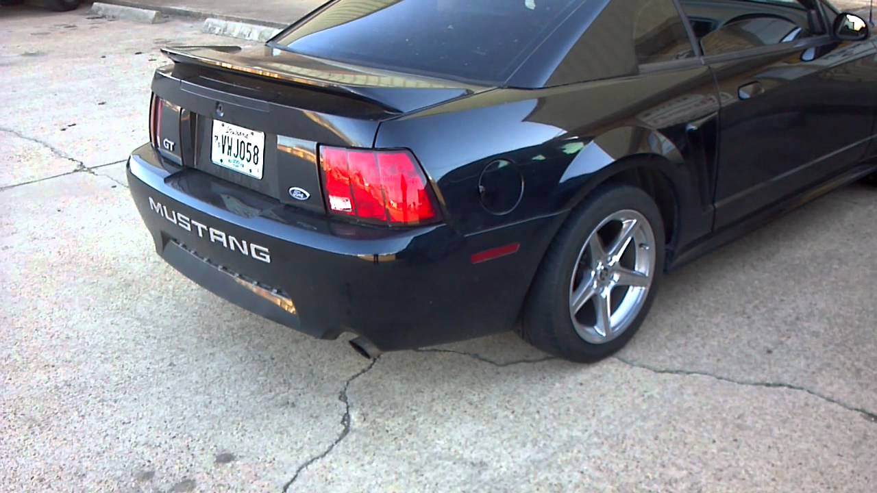 Mustang 4.6 mac prochamber flowmaster catback - YouTube