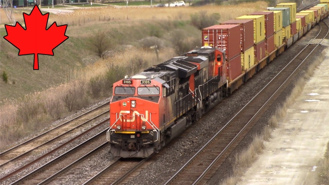 Canadian National [CN] 3105 & 2967 Westbound StackTrain On Keele Street Bridge + Carguero Final ...