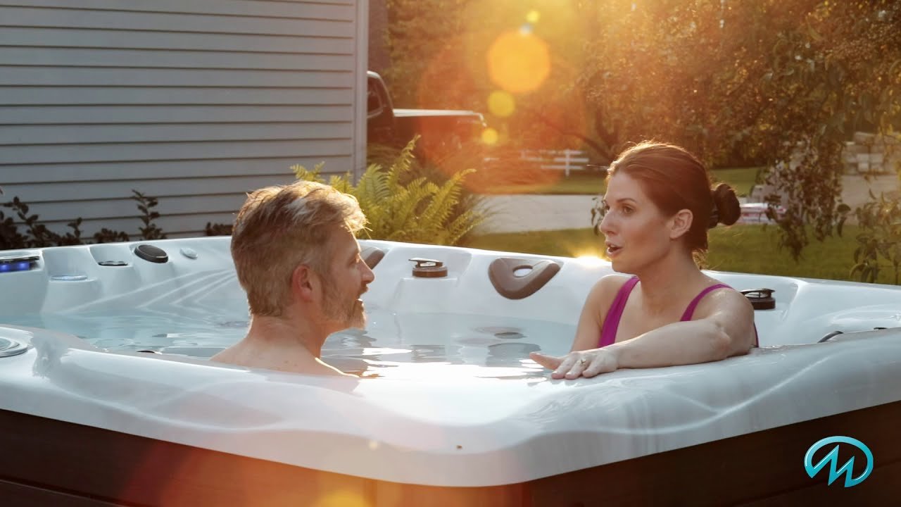 Get to Know the Michael Phelps LSX 900 - YouTube