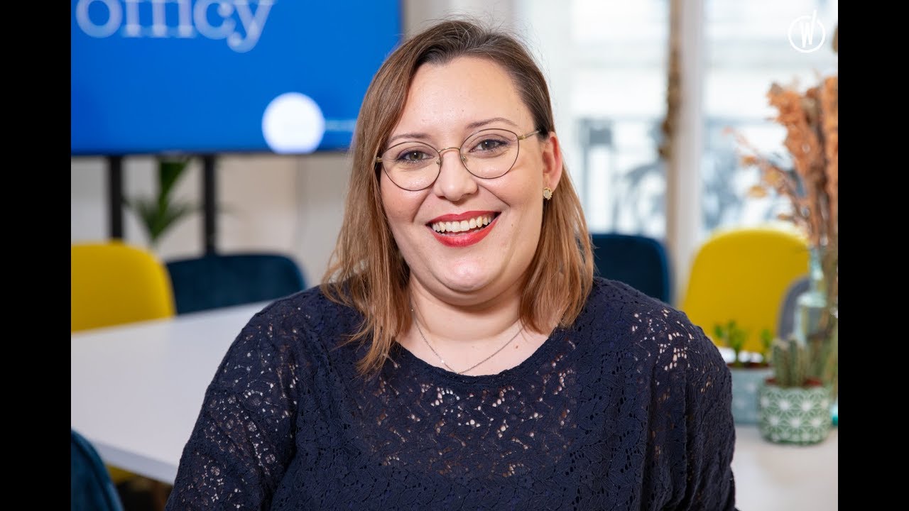 Découvrez Officy avec Sarah, Office manager - YouTube