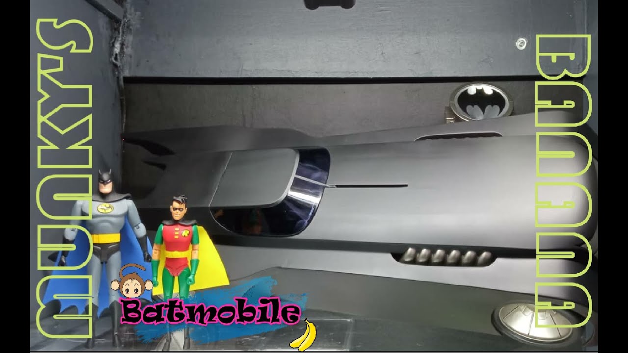 40th - BTAS Batmobile Deluxe by DC Collectibles - YouTube