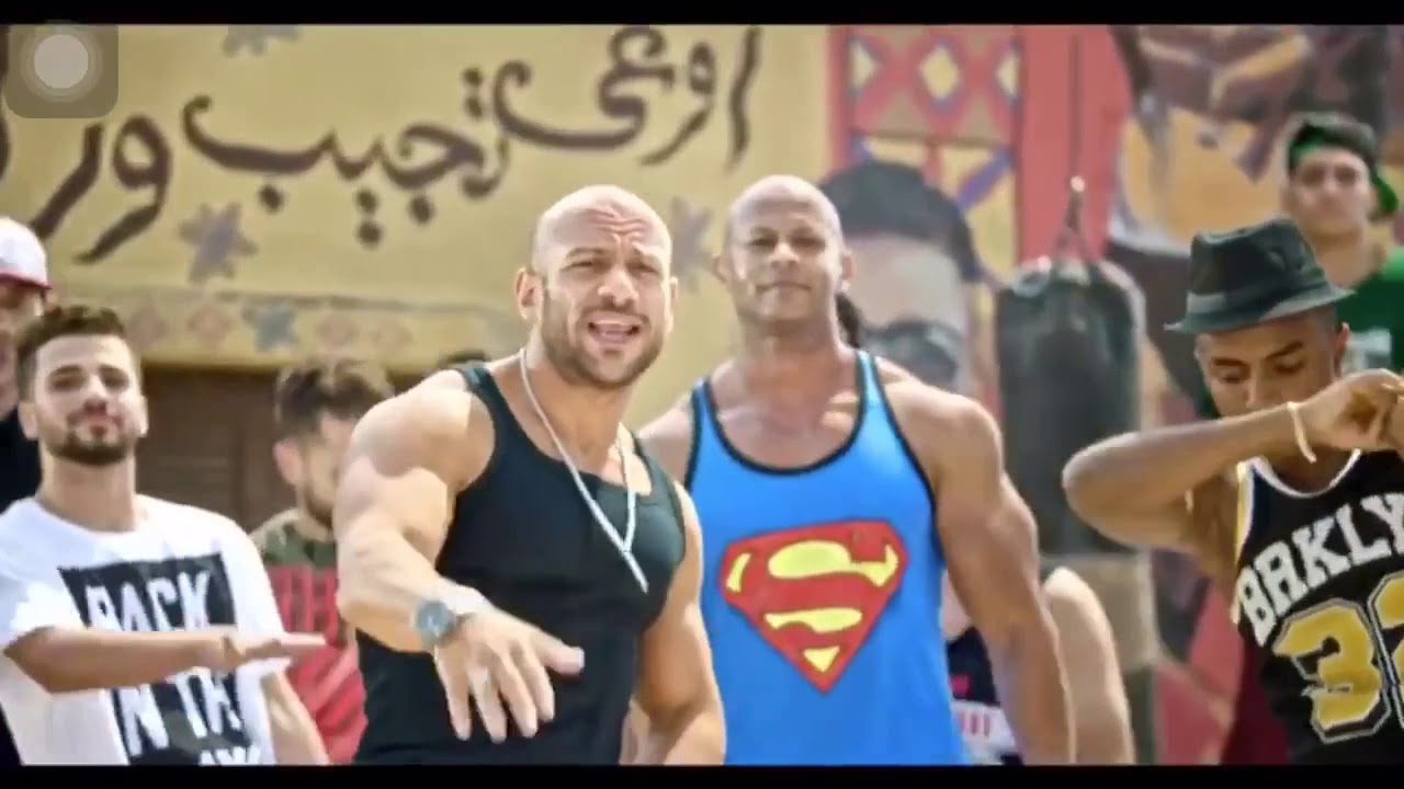 Ahmed Mekeyوقفة ناصية زمان روووووعه - YouTube