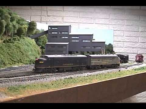 Clinchfield RR home layout tour - YouTube