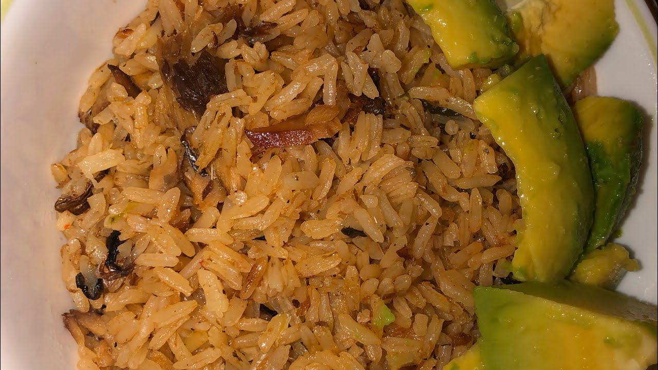 Como hacer un locrio Arenque Dominicano - YouTube