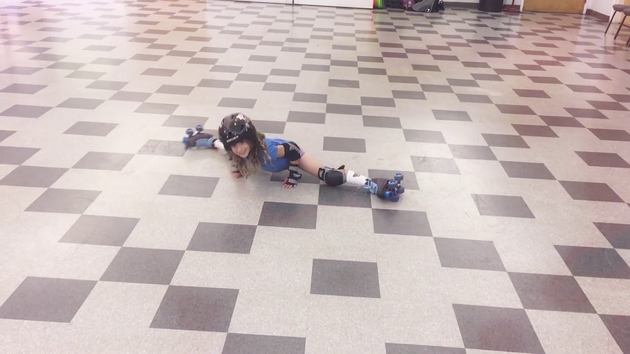 Split on roller skates: Roller Dance Owl Skate School - YouTube