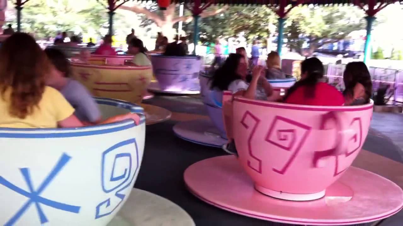Teacups ride/Tea cup carousel ride test in factory - YouTube