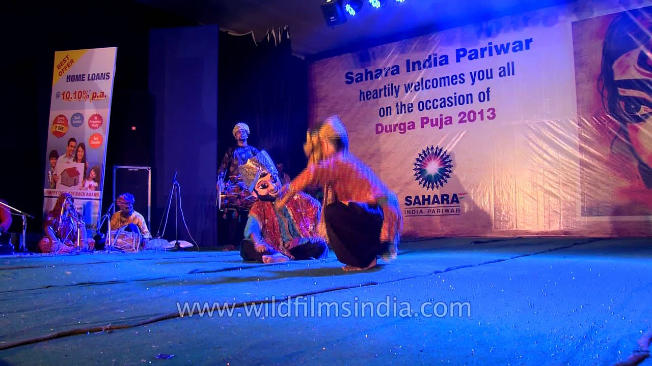 Human Puppet Show - Durga Puja Celebrations at CR Park in Delhi - YouTube