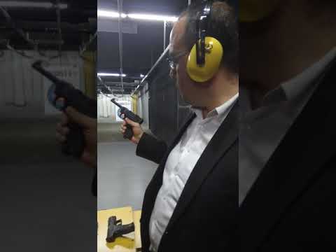 Barabelli, veya makaralı parabellum diye bilinen Luger p08 - 1910 yılı üretimi