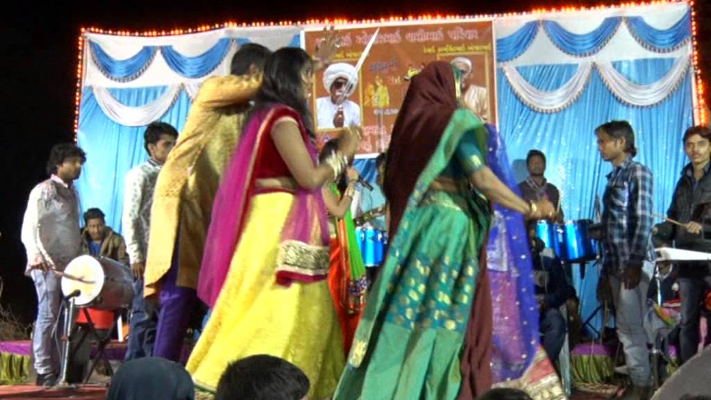 Kinjal Dave Live Ras Garba program at Unjha unava Falguni & Hitesh ...