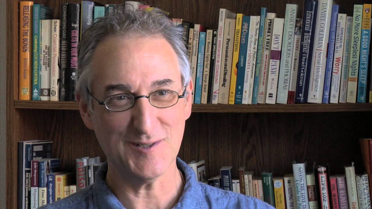 Cult Experts - Their Stories ( Hoyt Richards & Steve Hassan) - YouTube