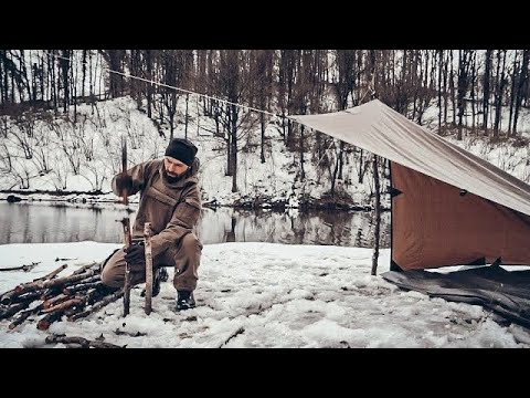SOLO BUSHCRAFT WİNTER CAMP / Tarp shelter - YouTube