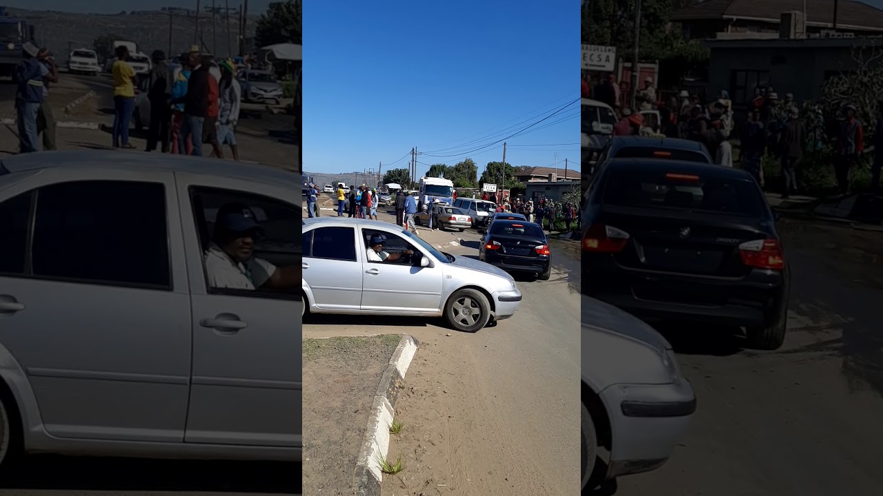 Current taxi strike in Lesotho - YouTube