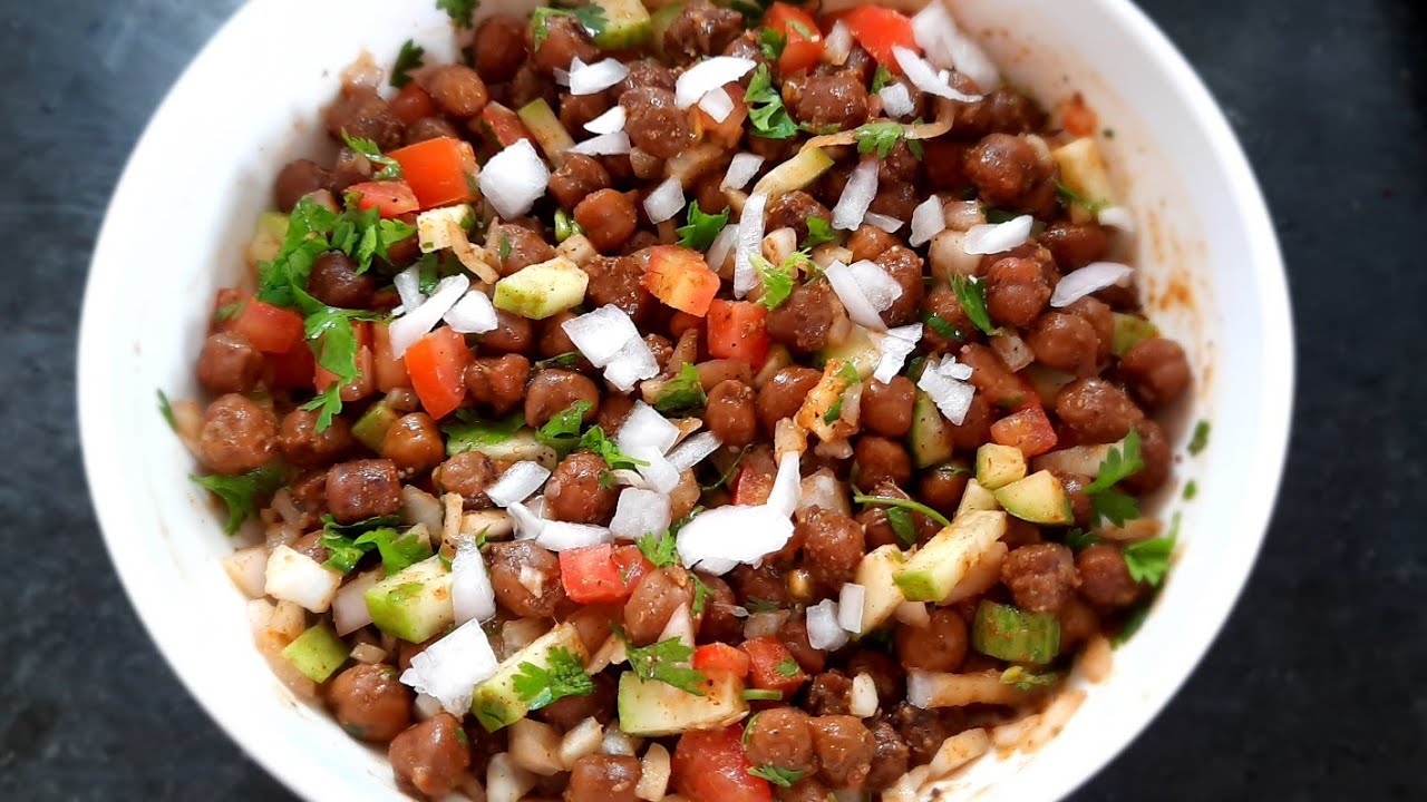 Healthy Black channa salad recipe|||Mumbai style kala channa chaat ...