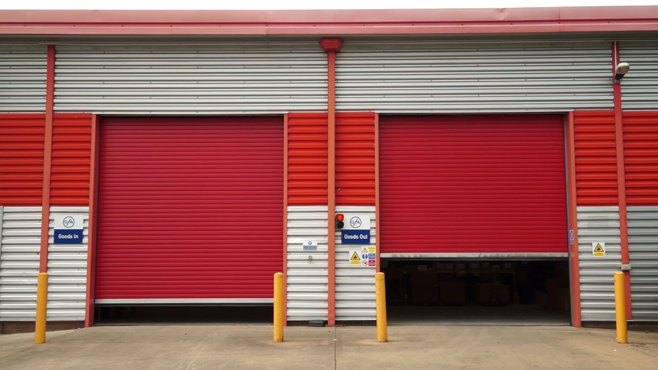 High speed door drives in action - YouTube