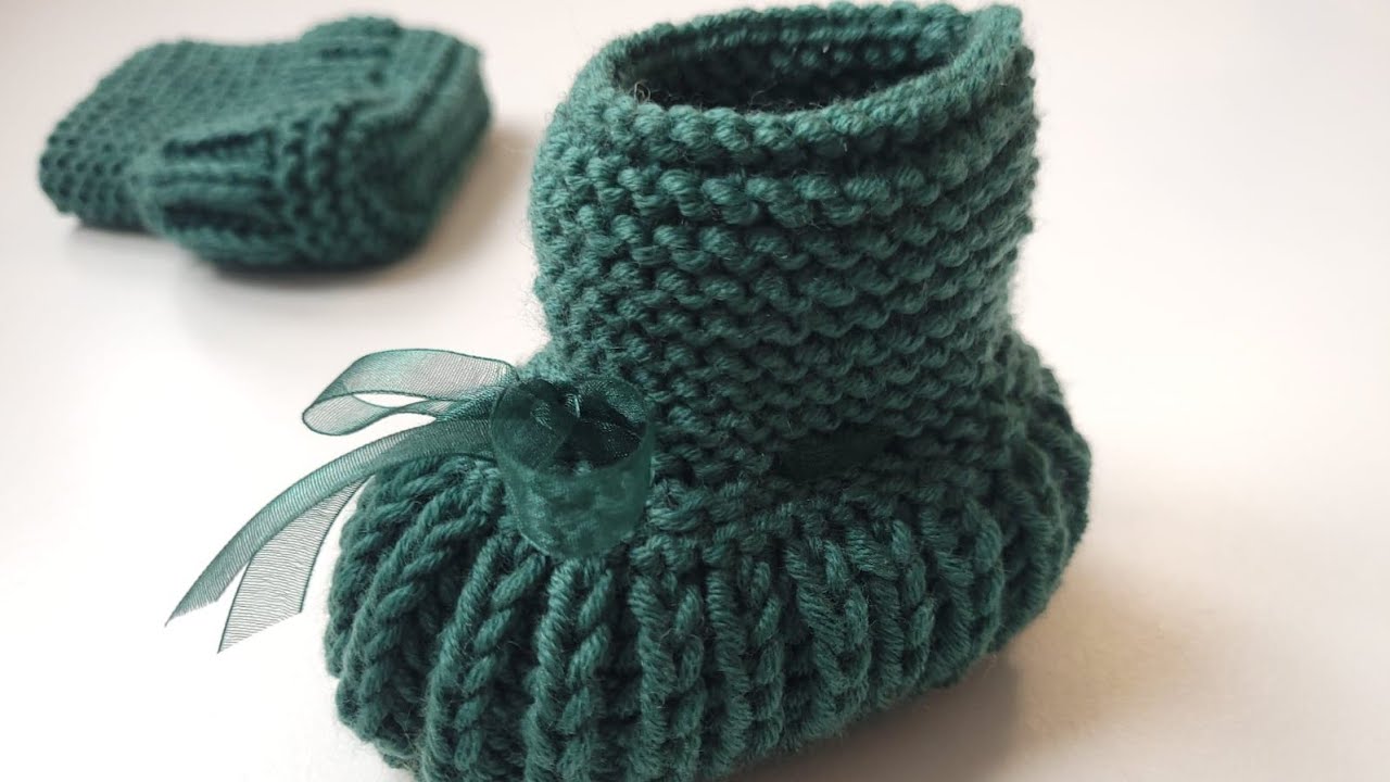 Newborn Baby Booties Knitting / Socks/ Schoes/ Ciupici / Botoșei ...