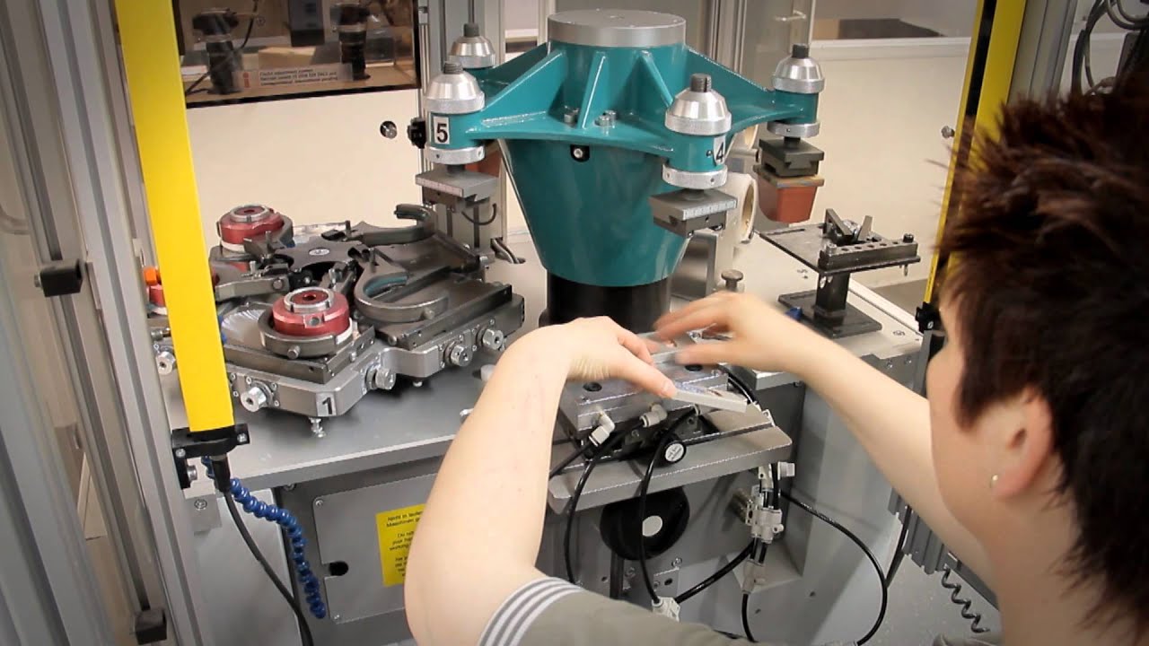 Corporate movie IGO-POST EN - YouTube