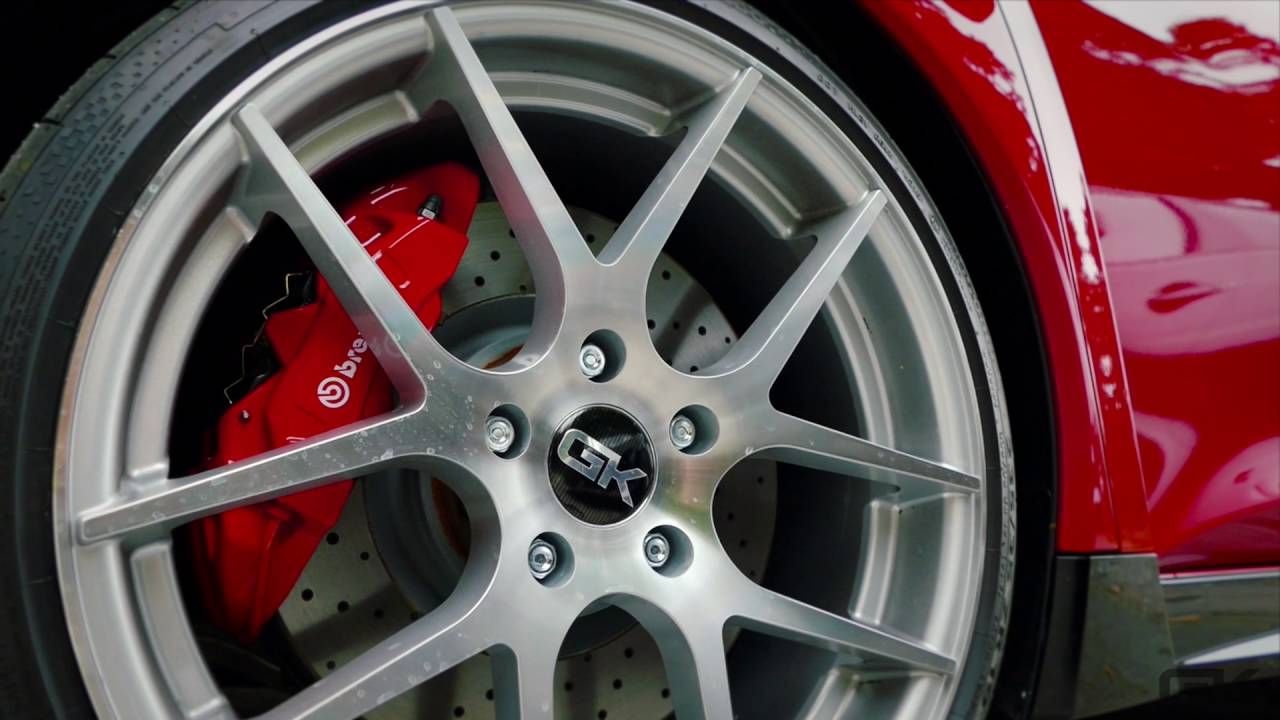 GK Wheels // Civic Type R on fire ! - YouTube