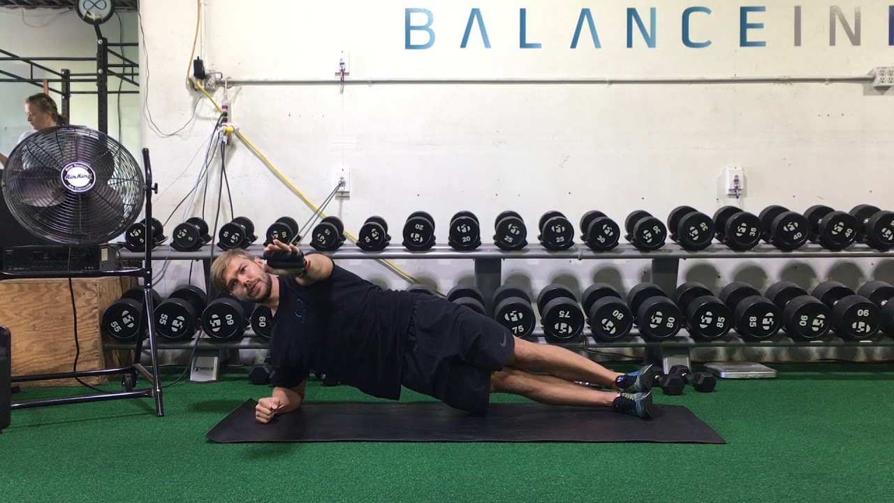 Side Plank Band Row - YouTube