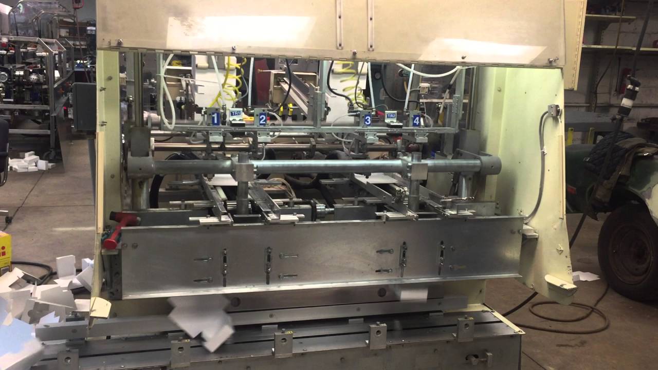 Doboy Delkor Automatic Tray Former Setup and Running - YouTube