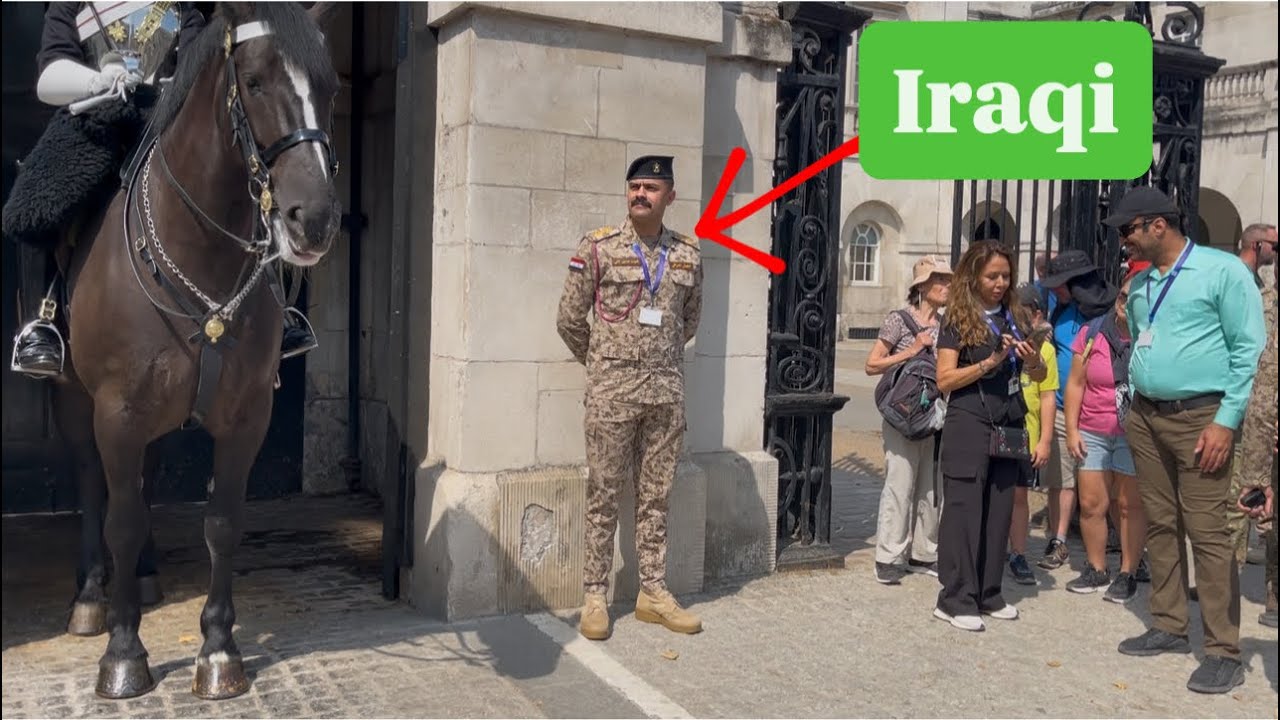 New! Iraqi army poses with royal guard horses - YouTube