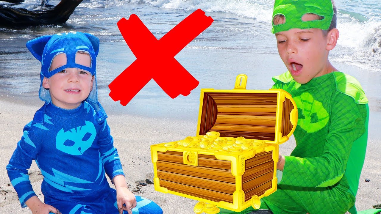 PJ Masks Catboy & Gekko FIND BURIED TREASURE at the Beach - Treasure ...