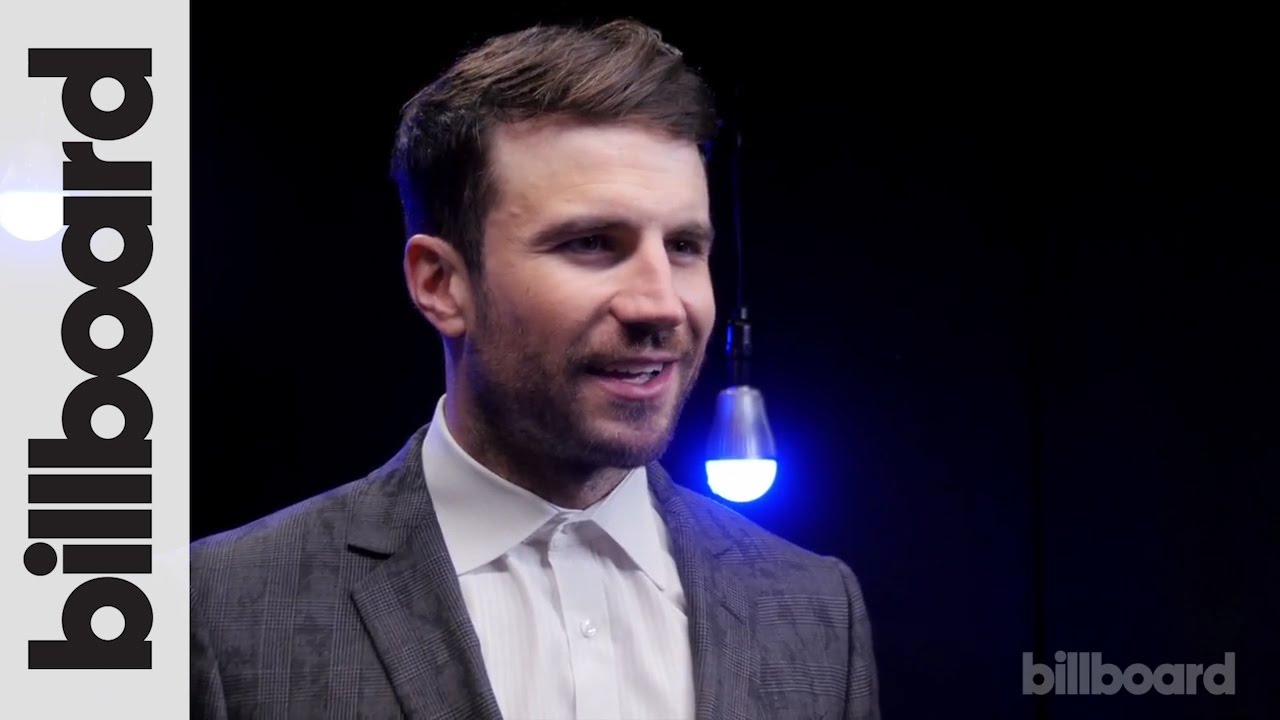 Sam Hunt Backstage at the 2015 AMAs - YouTube