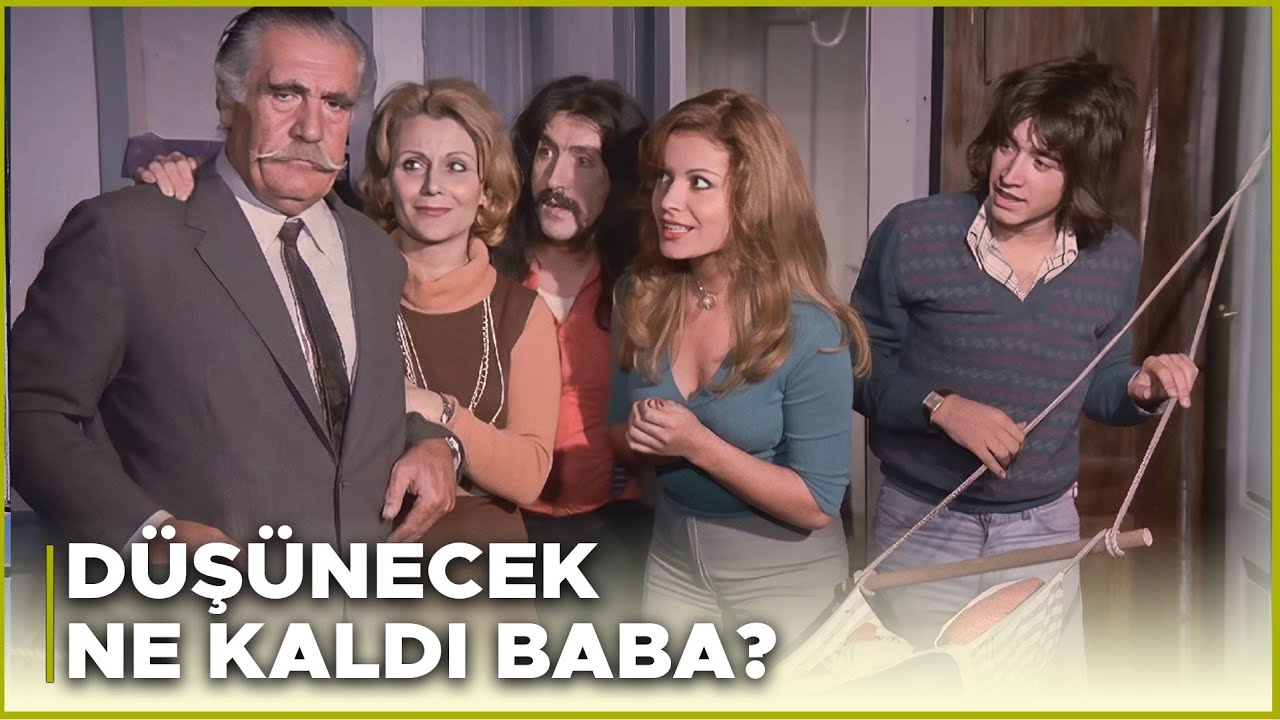 Baba Bizi Eversene Türk Filmi | Fazıl Bey Melih Ve Sevim'i Evlendirmeye Razı Oluyor - YouTube