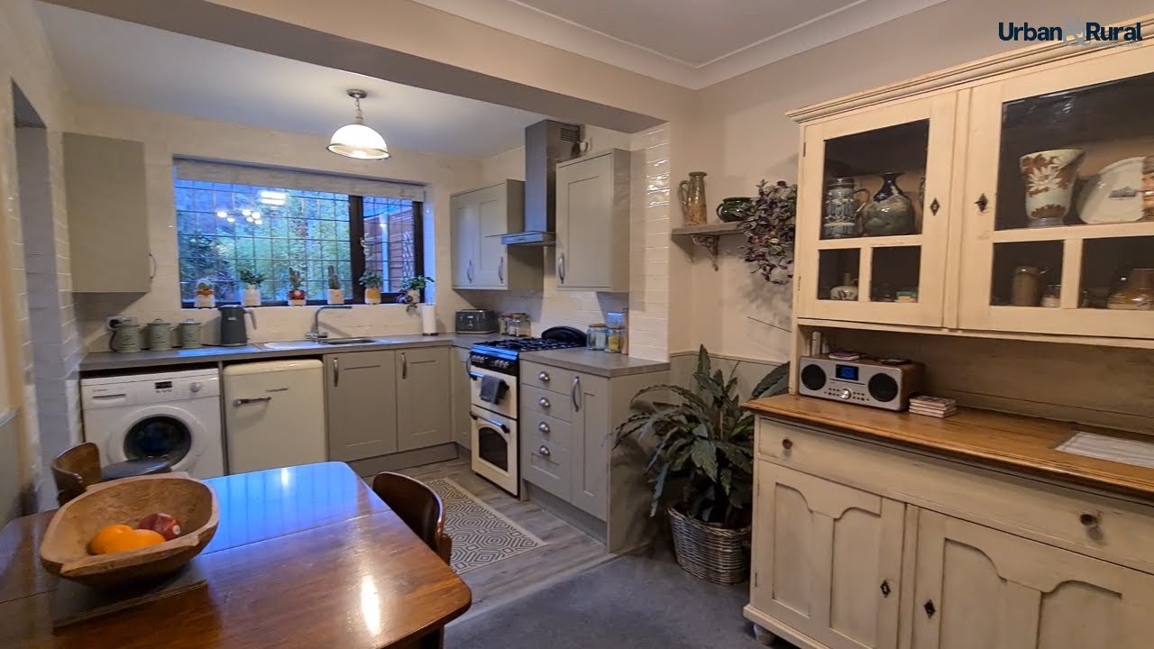 Jeans Way, Dunstable - YouTube