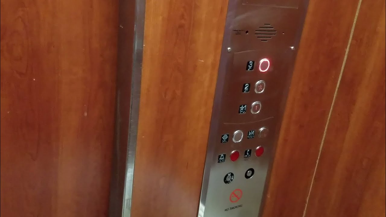 LOW ON OIL! Modernized General Hydraulic South elevator @ 7225 building, Hialeah FL - YouTube